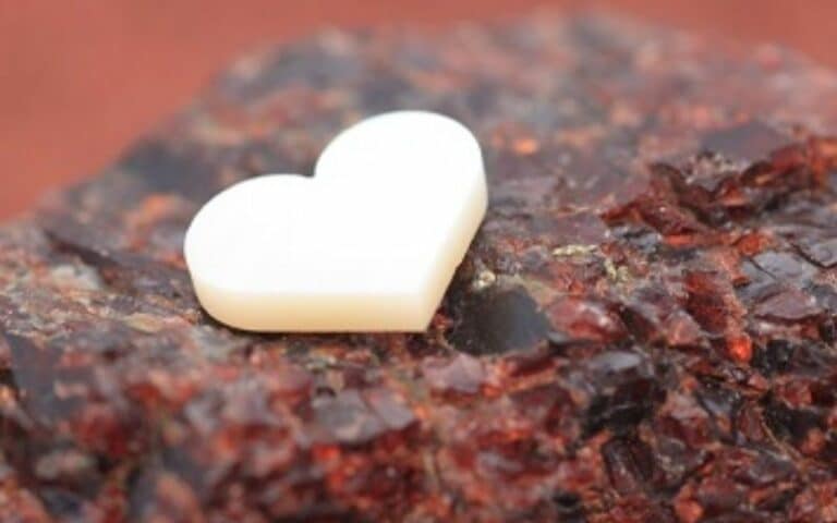 CASE: PRECISION CUTTING OF ZIRCONIA - Finepart